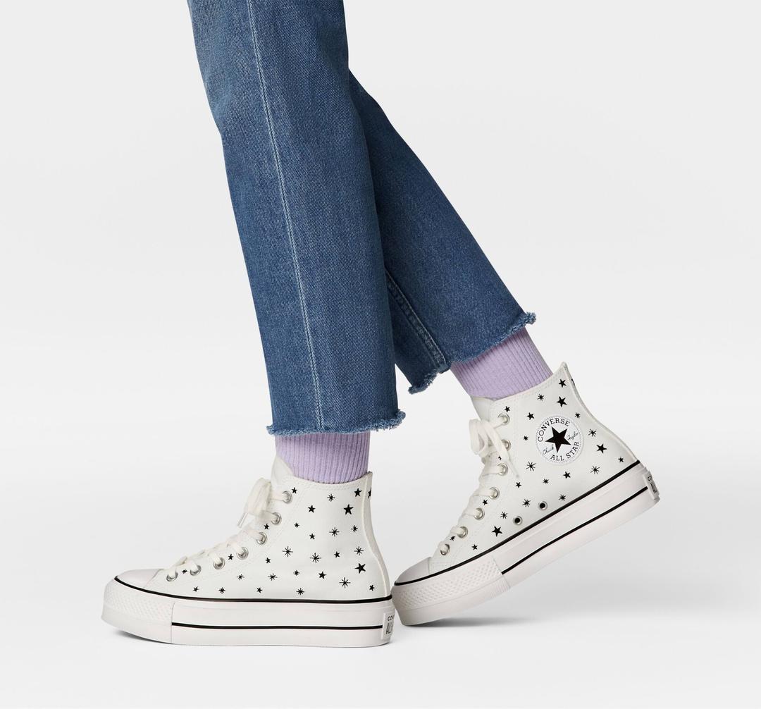 Chuck Taylor All Star Lift Platform Embroidered Stars